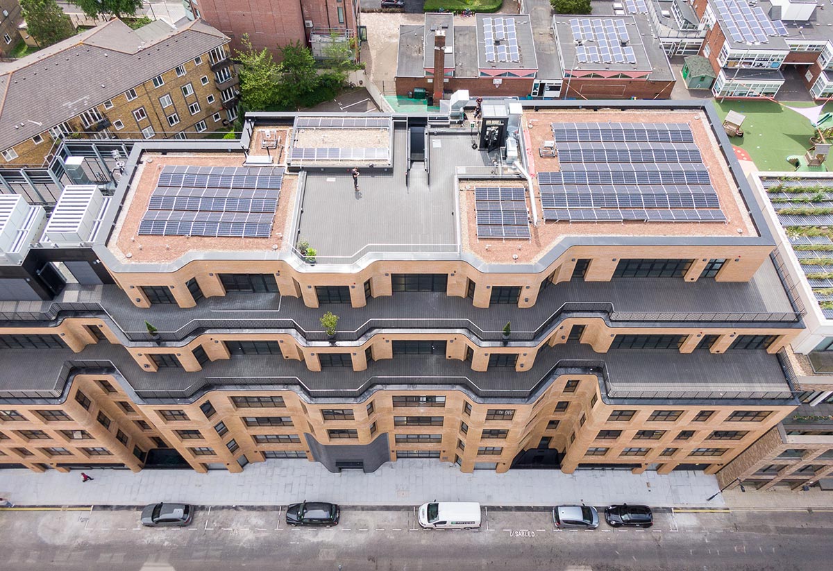 Southworks – the World’s ‘Smartest’ Building HG Construction