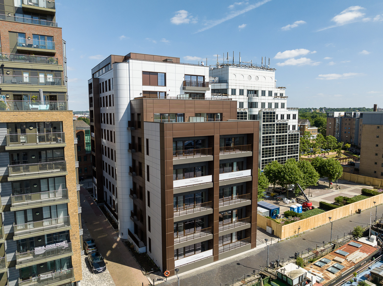 DOCK EAST, CROSSHARBOUR - HG Construction HG Construction